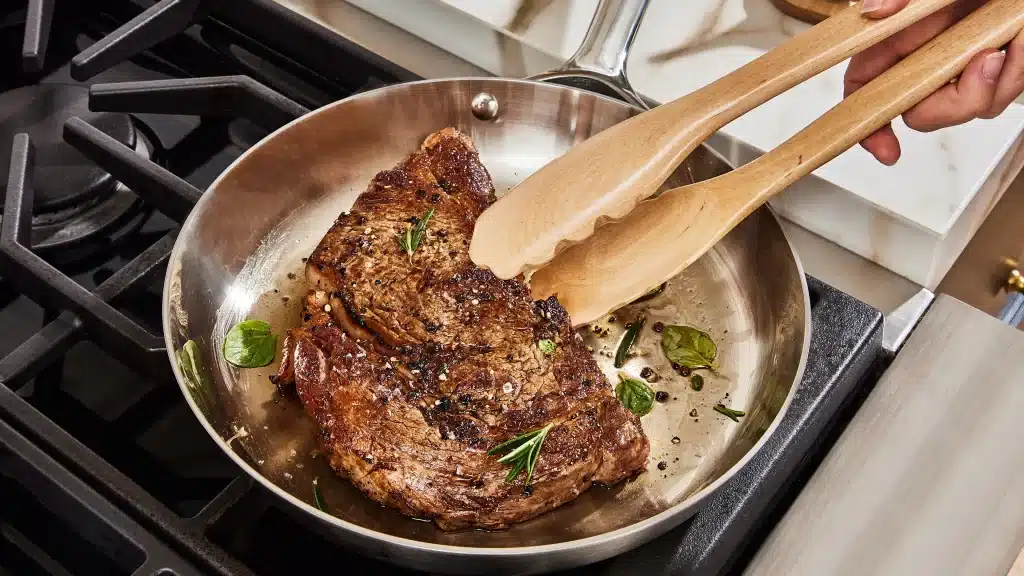 How to Cook Steak in a Frying Pan: Perfect, Juicy Results Every Time ...