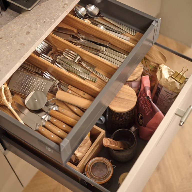 How Wide Can a Kitchen Drawer Be: Ultimate Guide to Perfect Fit - Kitchen